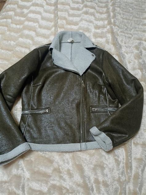 Дублянка — ціна 699 грн у каталозі Дублянки Купити жіночі речі за доступною ціною на Шафі