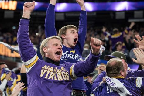 Minnesota Vikings Radio Call Stefon Diggs Minneapolis Miracle Touchdown