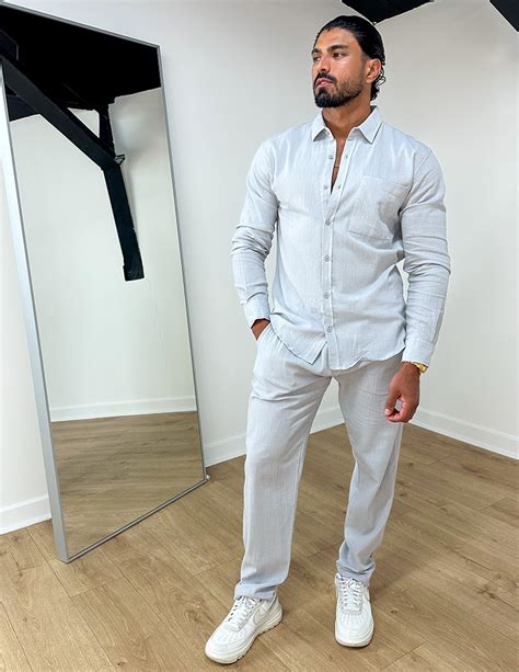 Ensemble Pantalon Et Chemise
