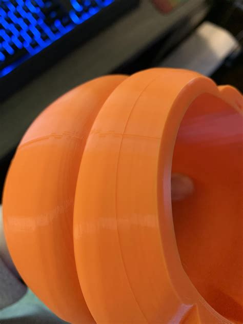What Could Be Causing These Too Thick Layer Lines Render3