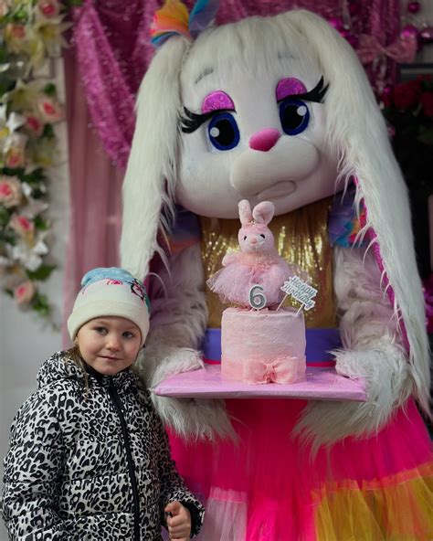 Аніматори Чугуїв/Чугуев івент “Happy Holiday” | Зайка Ляля привітала з ...