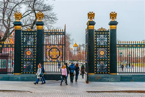 5 тајни на Александровата градина паркот до ѕидините на Кремљ Russia Beyond Македонија