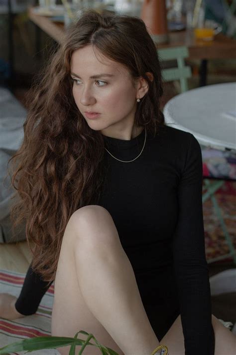 Девушка, фотосессия в боди | Beauty, Dreadlocks, Hair styles