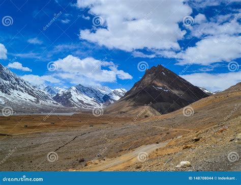 A Altura Das Montanhas Que Voc Deseja Ser Foto De Stock Imagem De