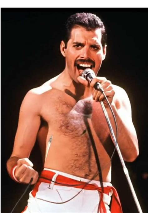 Freddie Mercury Body Singer Songwriter Pianist Guitarist Freddie