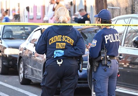 Al Menos Tres Muertos Y Seis Heridos En Un Tiroteo Ocurrido En Durante