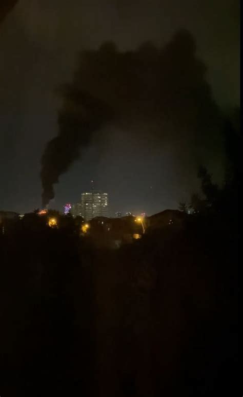 Ultima oră INCENDIU violent la un bloc de 12 etaje din nordul Capitalei