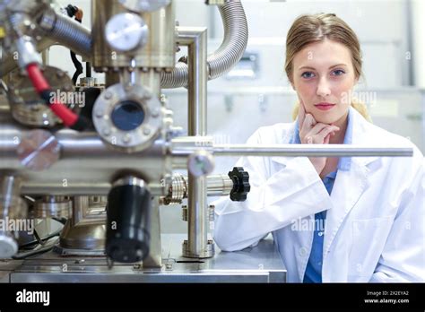 Researcher Surface Spectrometer Photoelectron Spectroscopy Auger