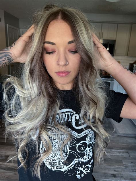Money Piece Hair Edgy Blonde Hair Edgy Hair Blonde Hair Inspiration