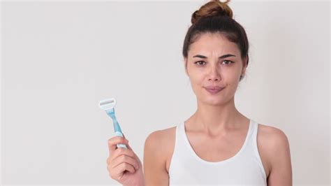 9 500 Mujer Depilandose Vídeos De Stock Y Películas Libres De Derechos