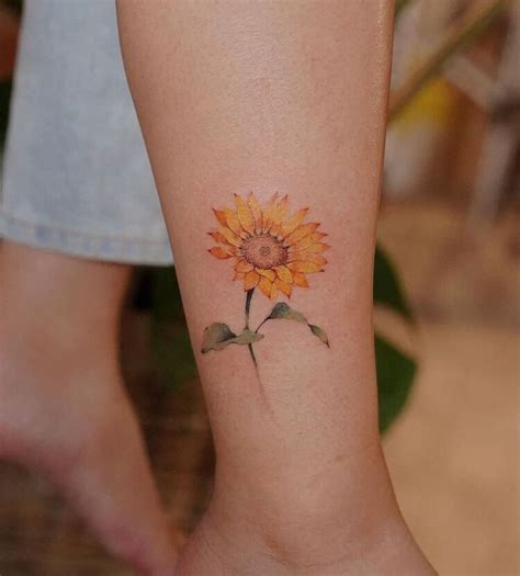 14 Feminine Sunflower Tattoo Designs Best Tattoo Zone