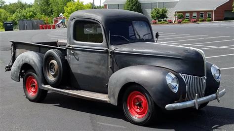 Rugged Good Looks 1940 Ford Pickup
