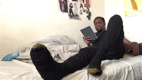 Feets Gold Toe Tease