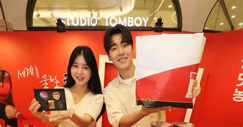 신세계百 강남점에 마련된 신라면 굿즈 팝업