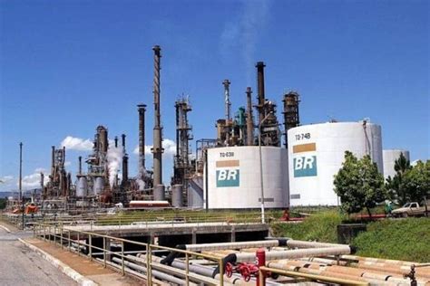 Bolsonaro Conclui Venda Da Segunda Maior Refinaria Do Brasil Ao Governo
