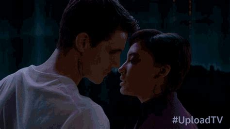 Kiss Robbie Amell  Kiss Robbie Amell Nathan Discover And Share S