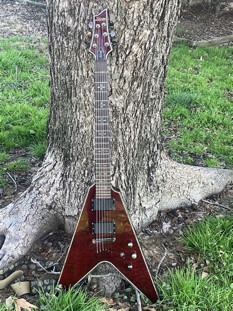 Schecter Hellraiser V 1 2010 2018 Red Reverb