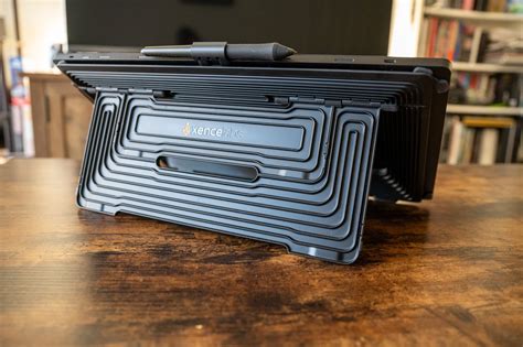 Xencelabs Pen Display 16 Review Pro Tablet Made For Traveling