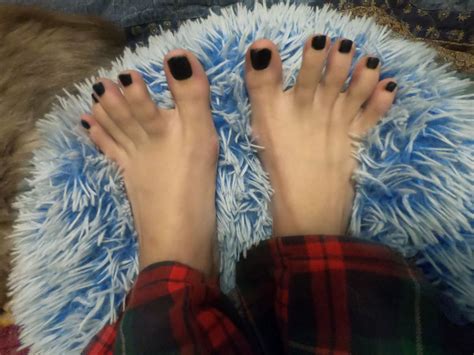 Spreading My Toes By Footcandy On Deviantart