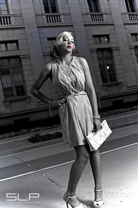 Sara Lynn Davis Model