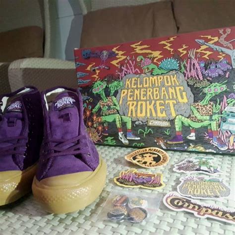 Jual Compass X Kelompok Penerbang Roket Kpr Rey Marshall Shopee