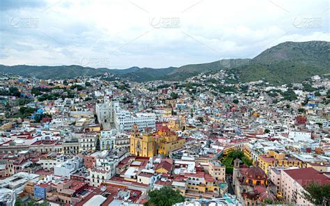 墨西哥瓜纳华托城市全景。