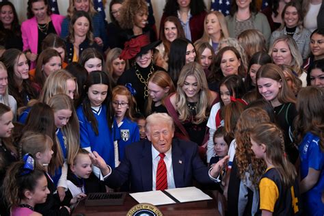 Ncaa Employee Quits After President Trumps Executive Order The Spun