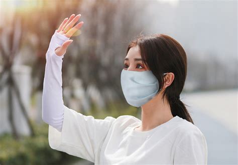 防晒口罩带一次洗一次吗防晒口罩戴几次洗一次比较好 生活 天鹮网