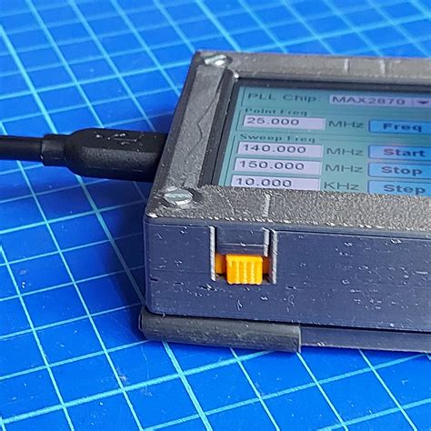 Download Stl File Cover Case For Max2870 Rf Signal Generator • Template To 3d Print ・ Cults