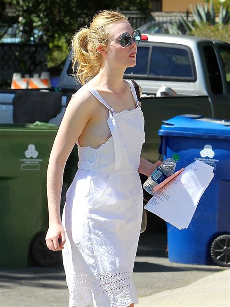 Elle Fanning Nip Slip 7 Photos Thefappening Elle Fanning Nip Slip 7 Photos Thefappening