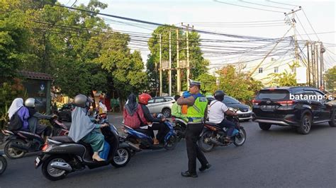 Operasi Zebra Polisi Tilang Pelanggar Yang Didominasi Roda Dua Metropolis