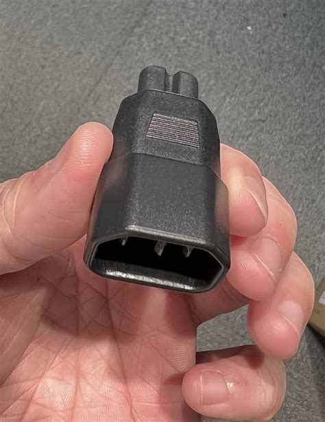 Iec Female Adaptor 音響器材 耳機 Carousell