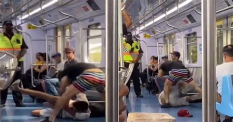 Vídeo Seguranças Da Cptm São Flagrados Filmando Briga Dentro De Trem
