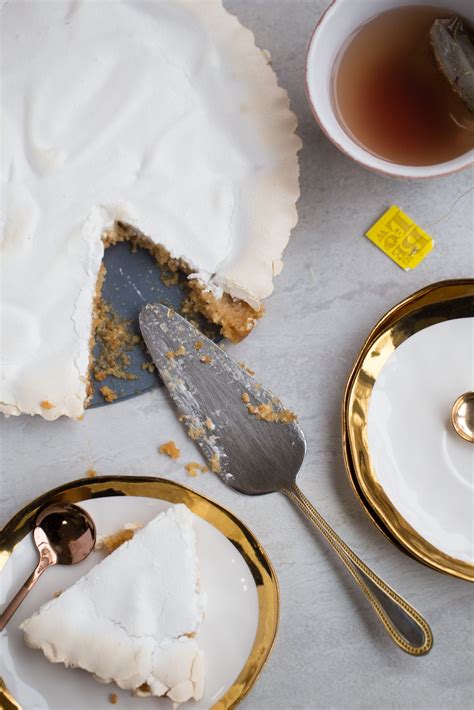 pesach lemon meringue ice cream pie
