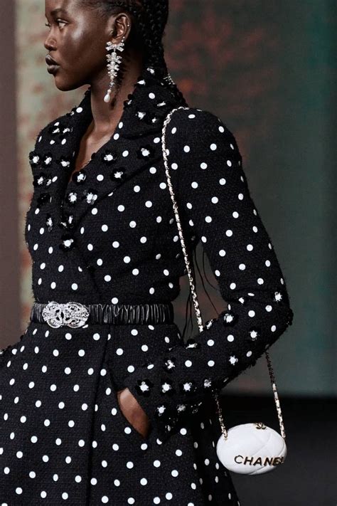 공개 직후 반응 핫한 샤넬 2023 신상 백  인스티즈 Instiz 이슈 카테고리