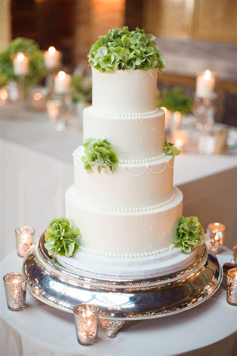 Round Wedding Cake With Green Hydrangeas