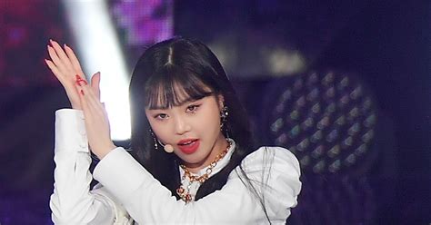 여자아이들 수진 자신감 넘치는 더쇼 무대 포토엔hd