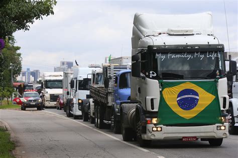 Bloqueios De Caminhoneiros Atingem Ao Menos Sete Estados Veja SÃo Paulo