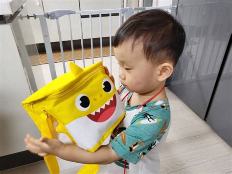 24개월 두돌아기 장난감 핑크퐁 상어가족 낚시놀이 소근육발달 네이버 블로그