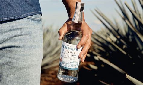 The Rocks Teremana Small Batch Tequila Is Now Available Across The Us Maxim