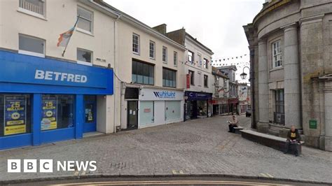 Man In Critical Condition After Penzance Street Attack