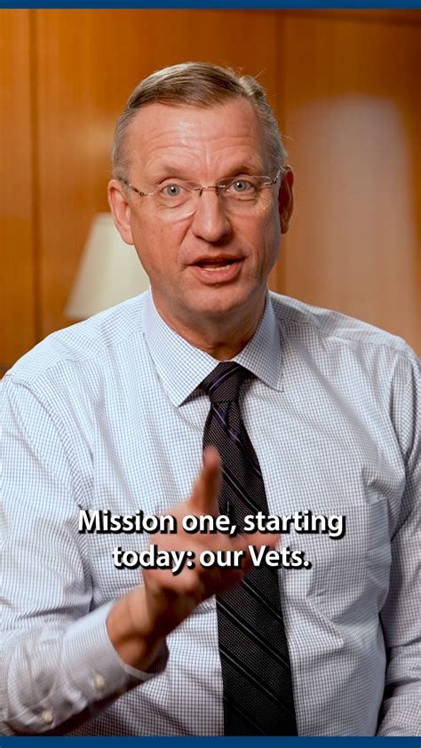 Secretary Collins Shares Message With Va Employees Secretary Collins Had The Opportunity To