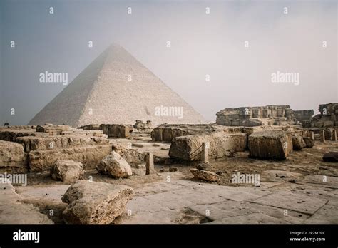 View To The Menkaure Pyramid From The Khafre Pyramid Egypt Stock Photo Alamy