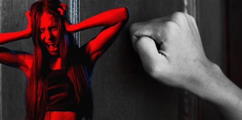 Man Tells Wife She Had No Right To Remove Bedroom Lock After He