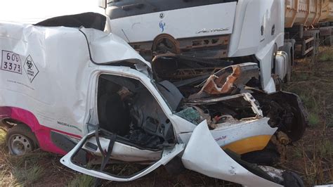 Motorista Morre Após Carreta Tentar Fazer Ultrapassagem E Bater Em