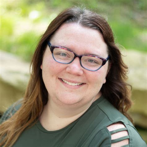 English Secondary Education Alumna Caitlin Dee 17 Teaches In Malta