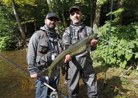 Agony And Ecstasy In Pulaski As Anglers Try Their Luck On The Salmon