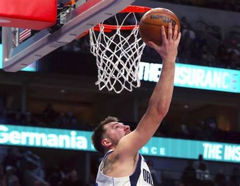 Doncic Scores 34 Points In Triple Double As Mavs Beat Pelicans The