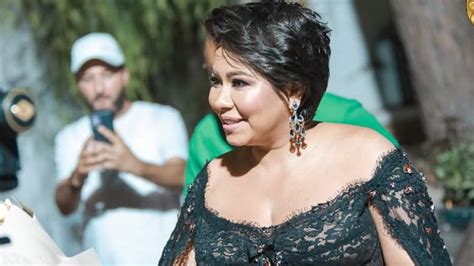 تطور اطلالات شيرين عبد الوهاب بزيادة الوزن