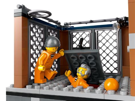 LEGO Сити 60419 Полицейский тюремный остров | playzone.com.ua